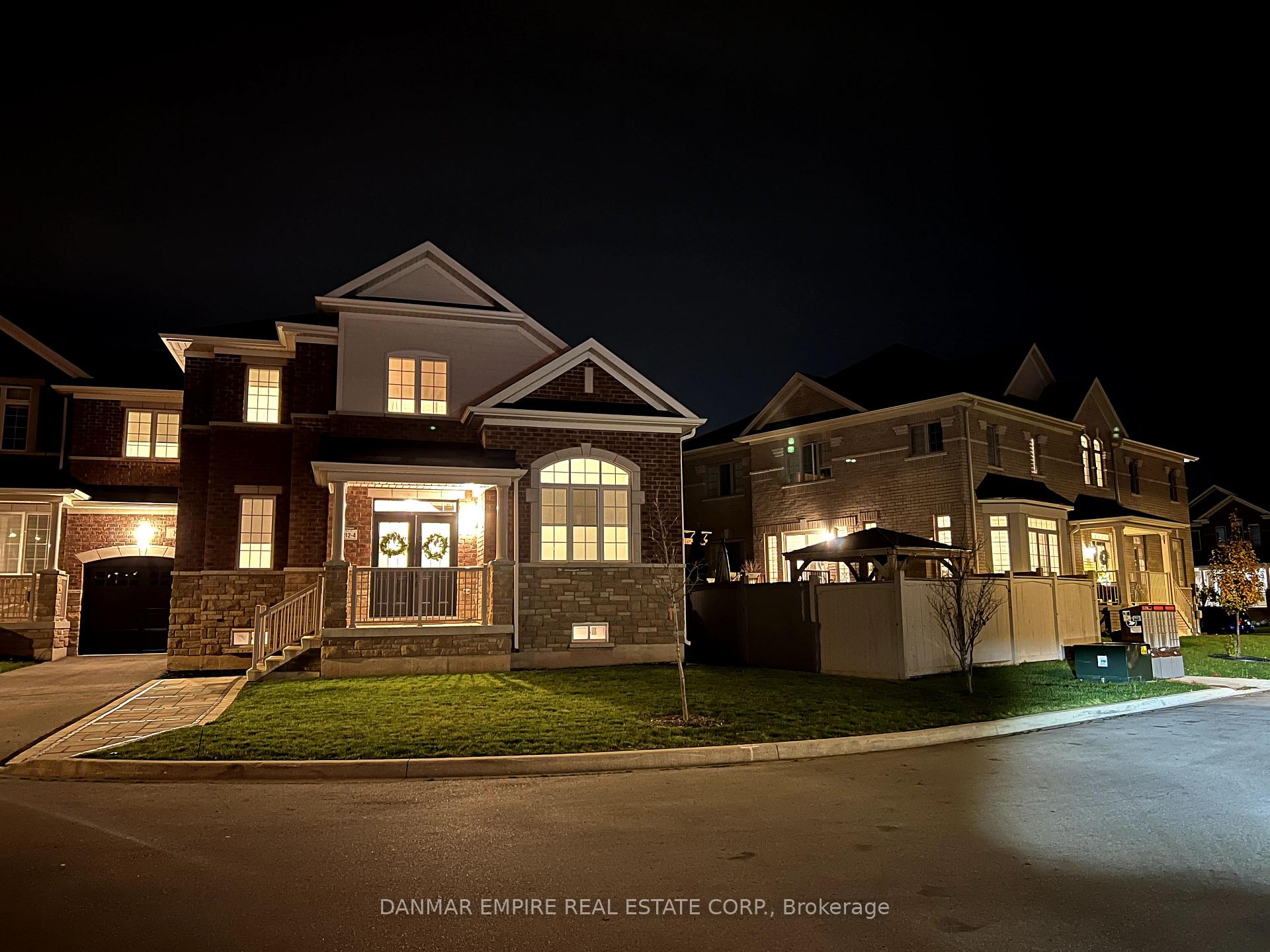 8 Slater Mill Place, Hamilton, ON L0R 2H1