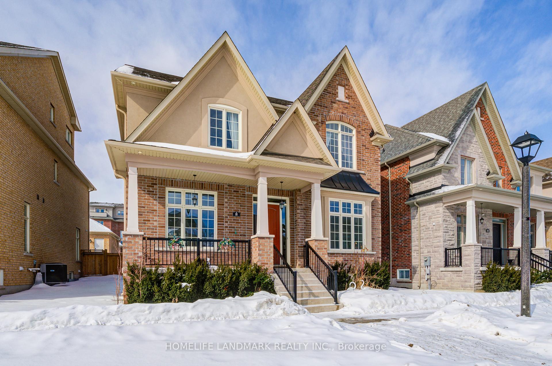 8 Tralee Court, Markham, ON L6C 0V1