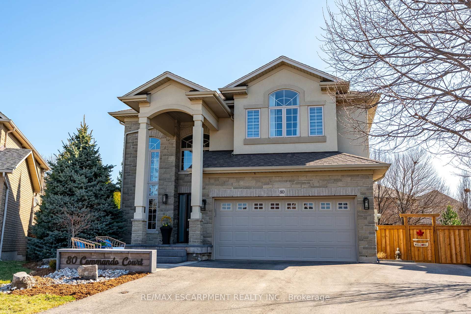 80 Commando Court, Hamilton, ON L8B 0J6