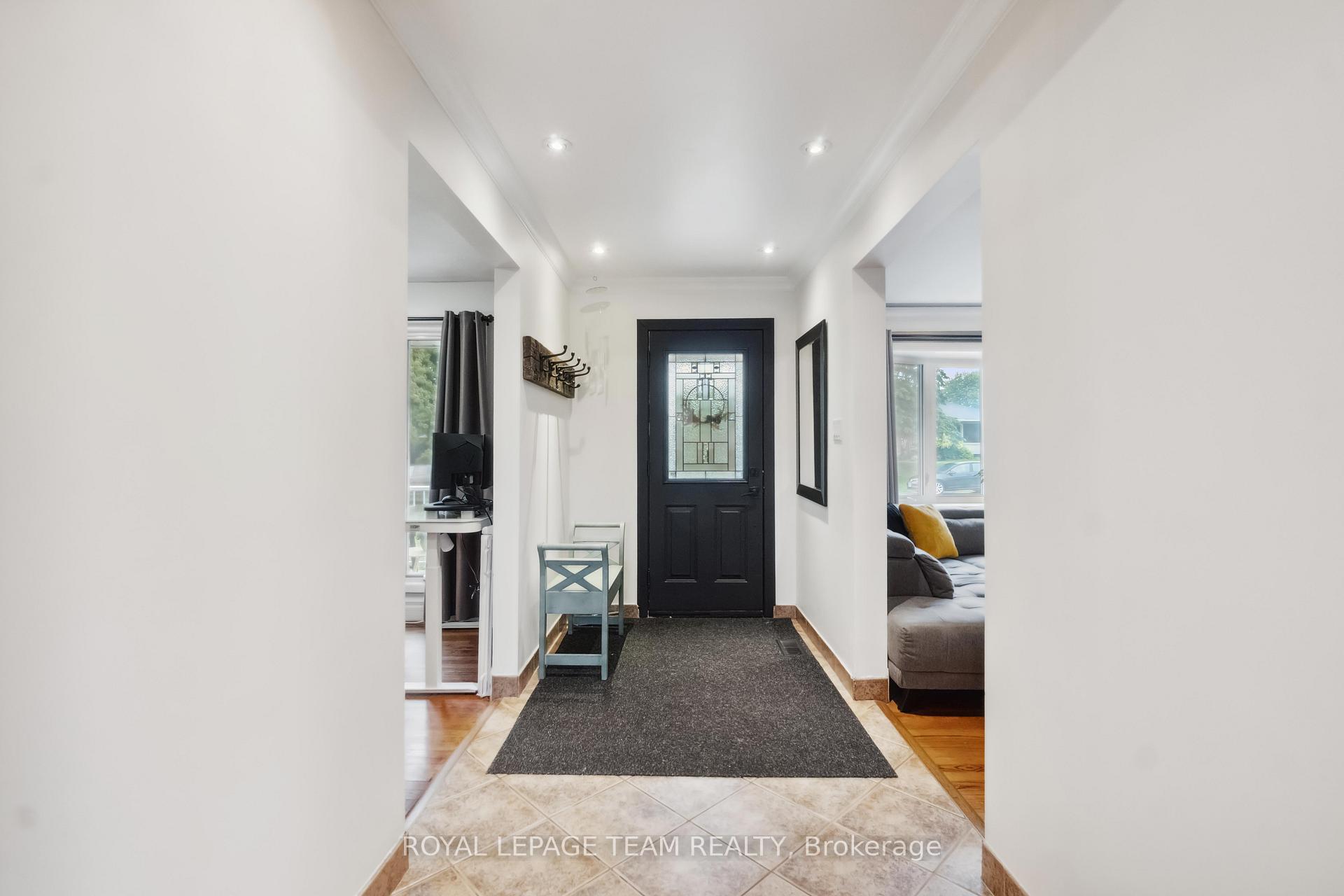 80 David Drive, Meadowlands - Crestview and Area, ON K2G 2N5