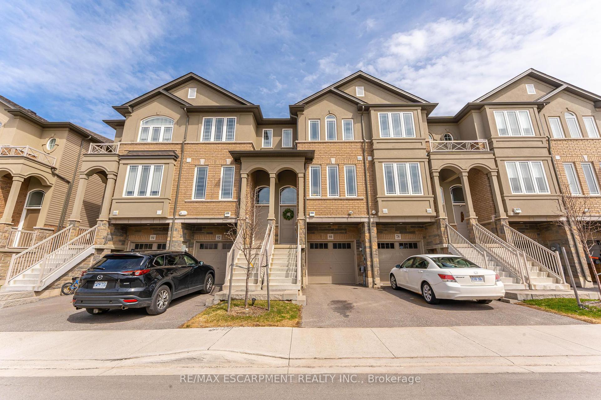 80 Laguna Village Crescent, Hamilton, ON L0R 1P0