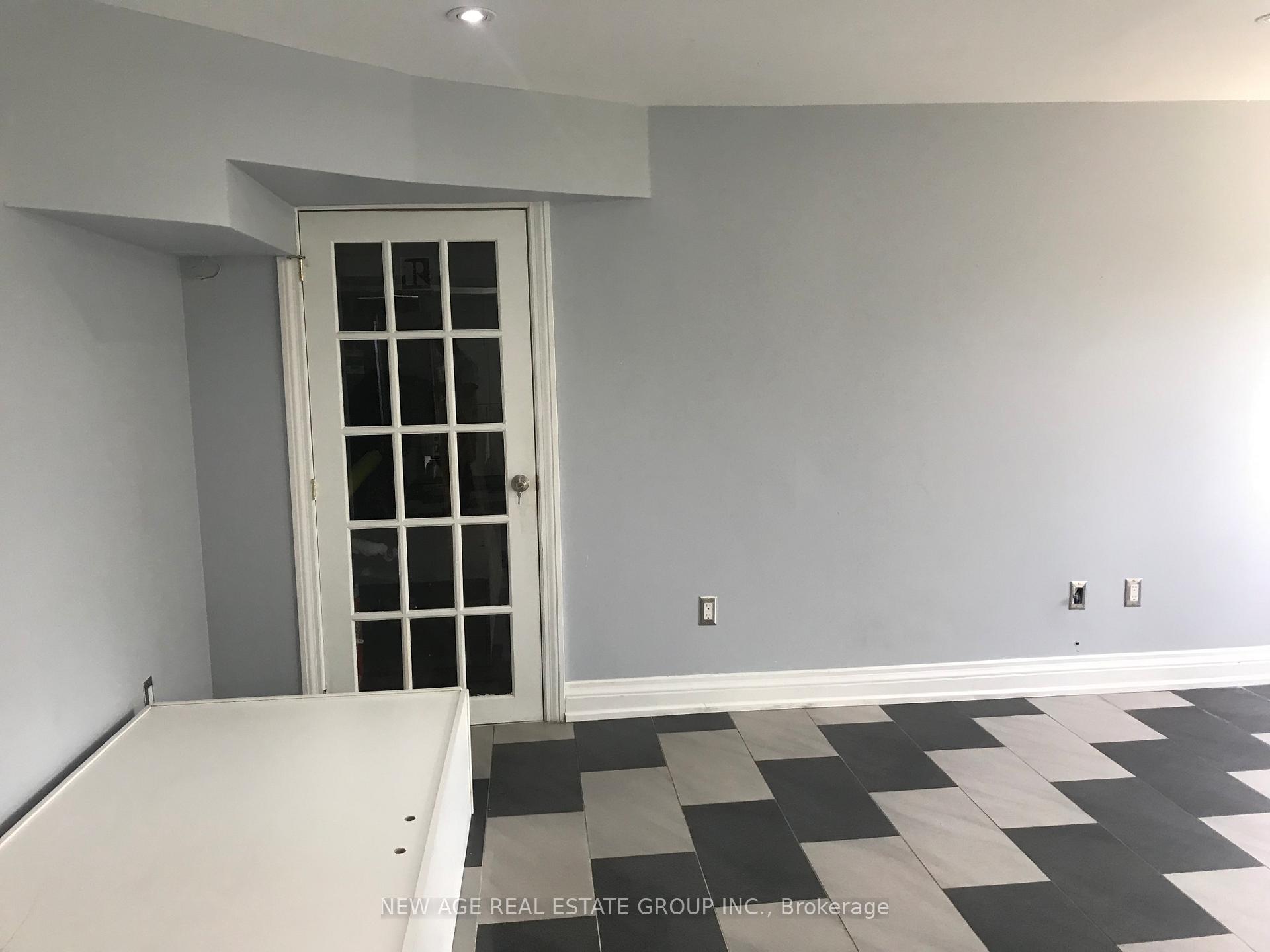 Basement - 80 Tatra Crescent, Brampton, ON L6Y 0K5