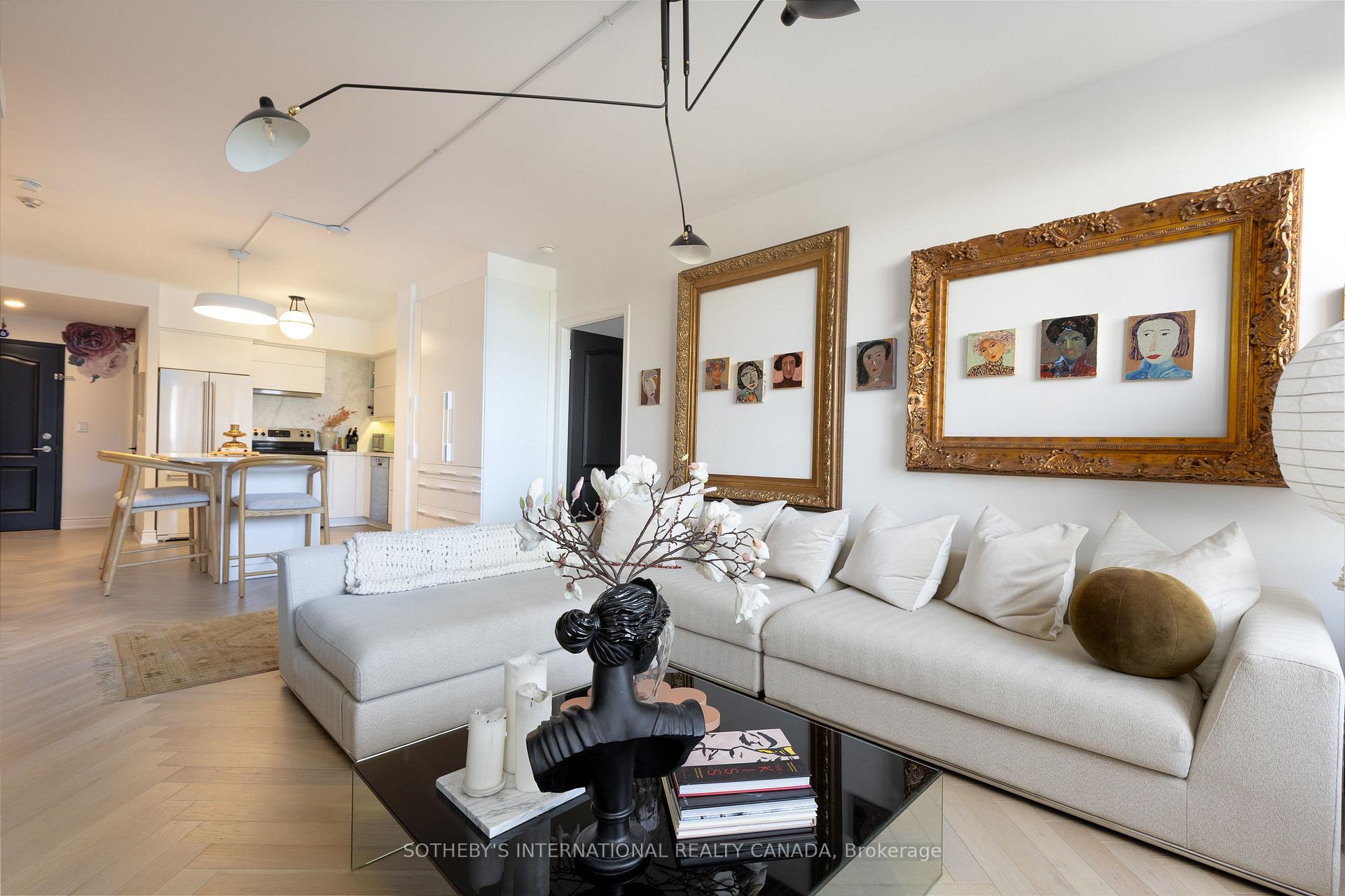 801 - 20 Collier Street, Toronto, ON M4W 3Y4