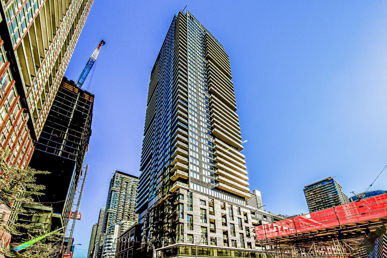 803 - 115 Blue Jays Way, Toronto, ON M5V 0N4