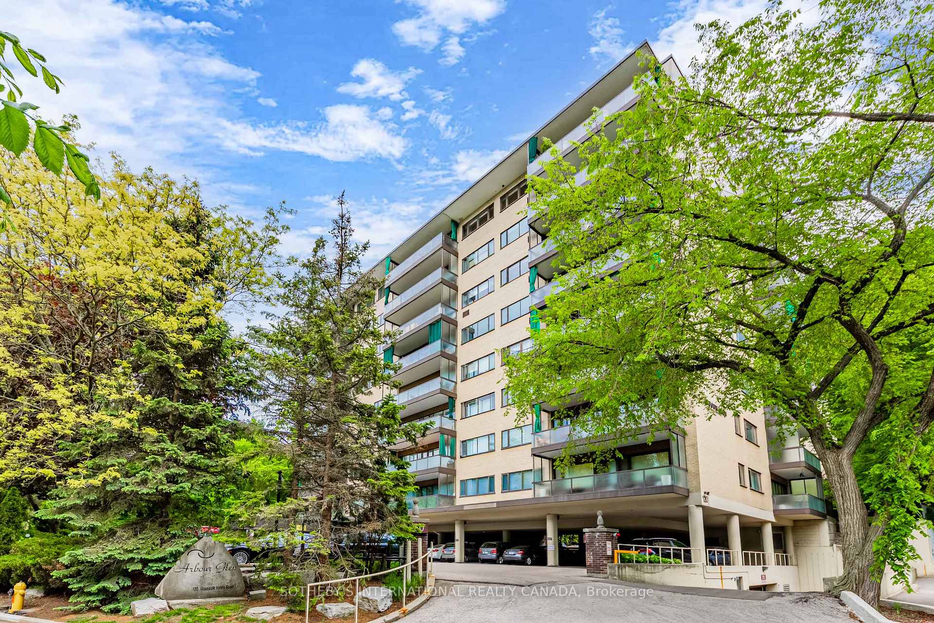 803 - 120 Rosedale Valley Road, Toronto, ON M4W 1P8