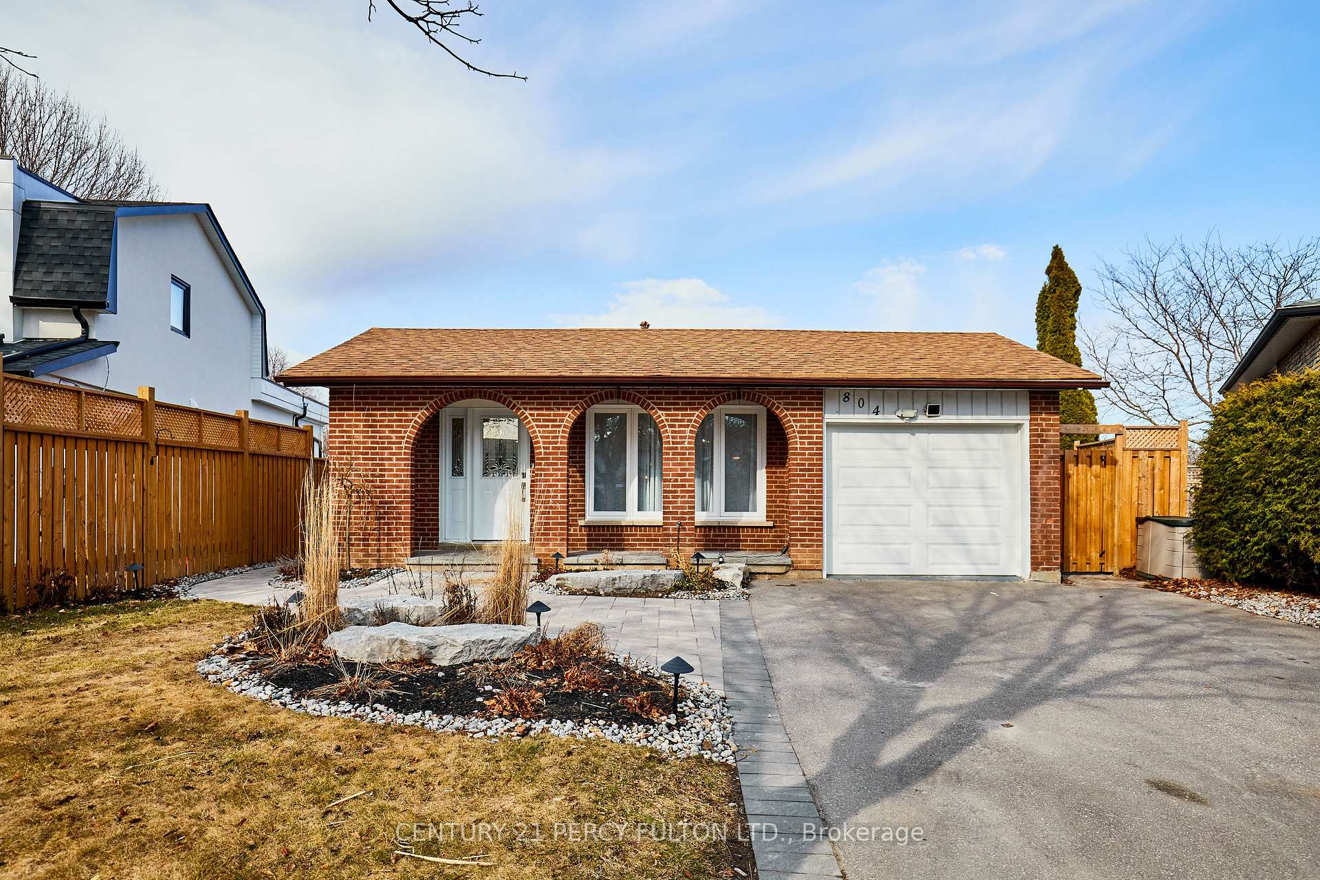 804 Rodney Court, Oshawa, ON L1G 6V7