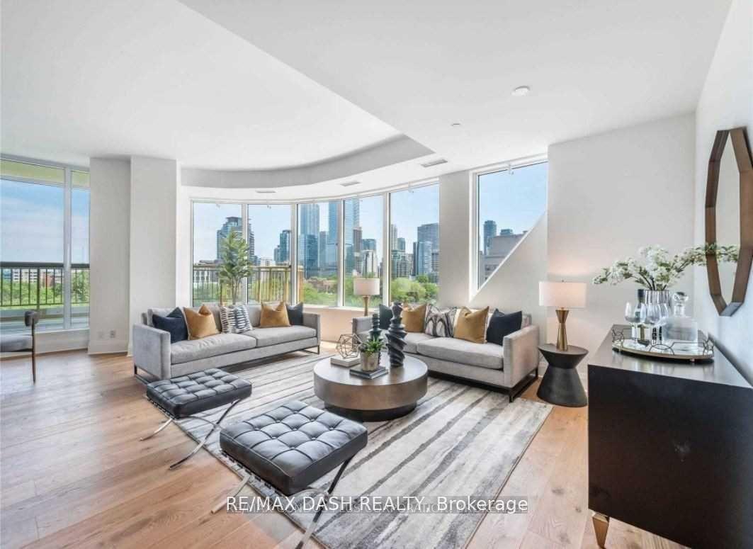 806 - 151 Avenue Road, Toronto, ON M5R 2H7