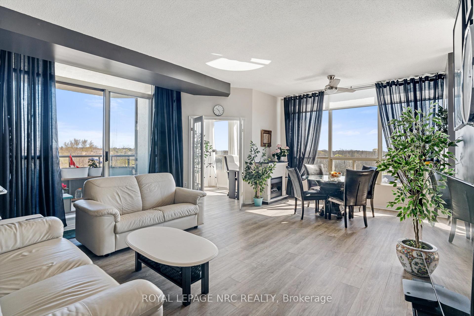 807 - 5100 Dorchester Road, Niagara Falls, ON L2E 7H4