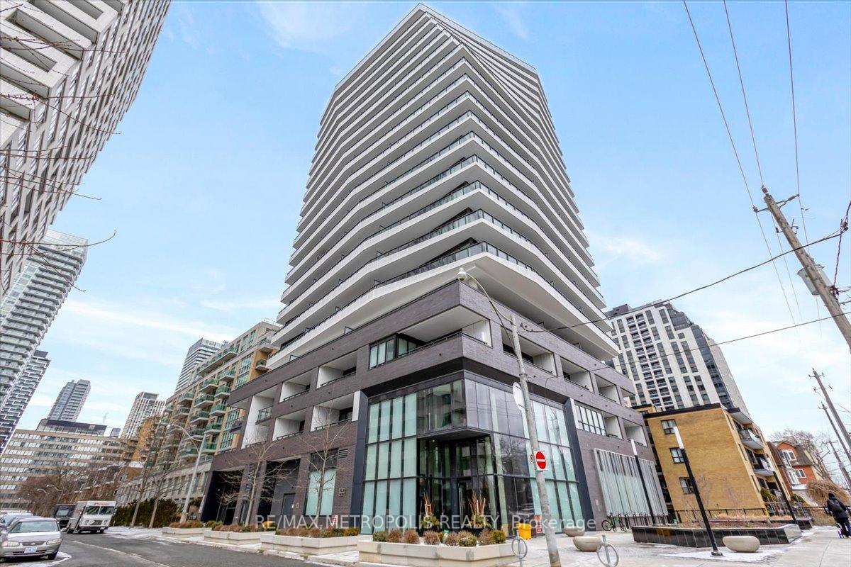 808 - 11 Lillian Street, Toronto, ON M4S 0A5