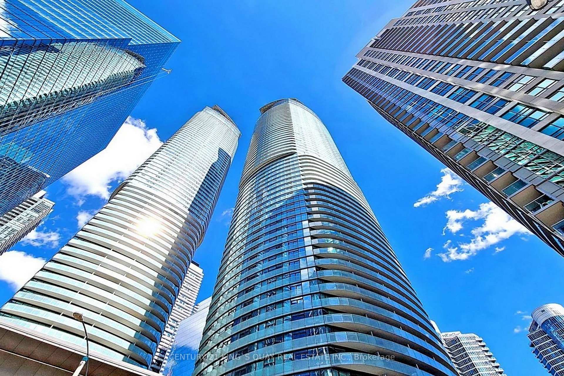 808 - 12 York Street, Toronto, ON M5J 0A9