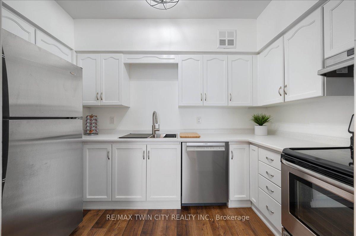 809 - 260 Sheldon Avenue N, Kitchener, ON N2H 6P2