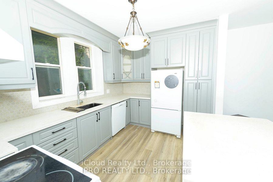 81 Florence Avenue, Kitchener, ON N2A 2K9