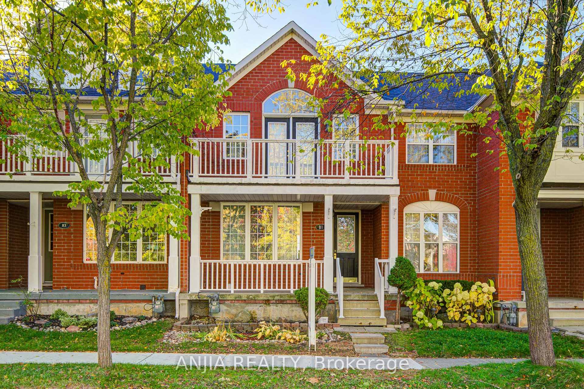 81 White's Hill Avenue, Markham, ON L6B 1C2