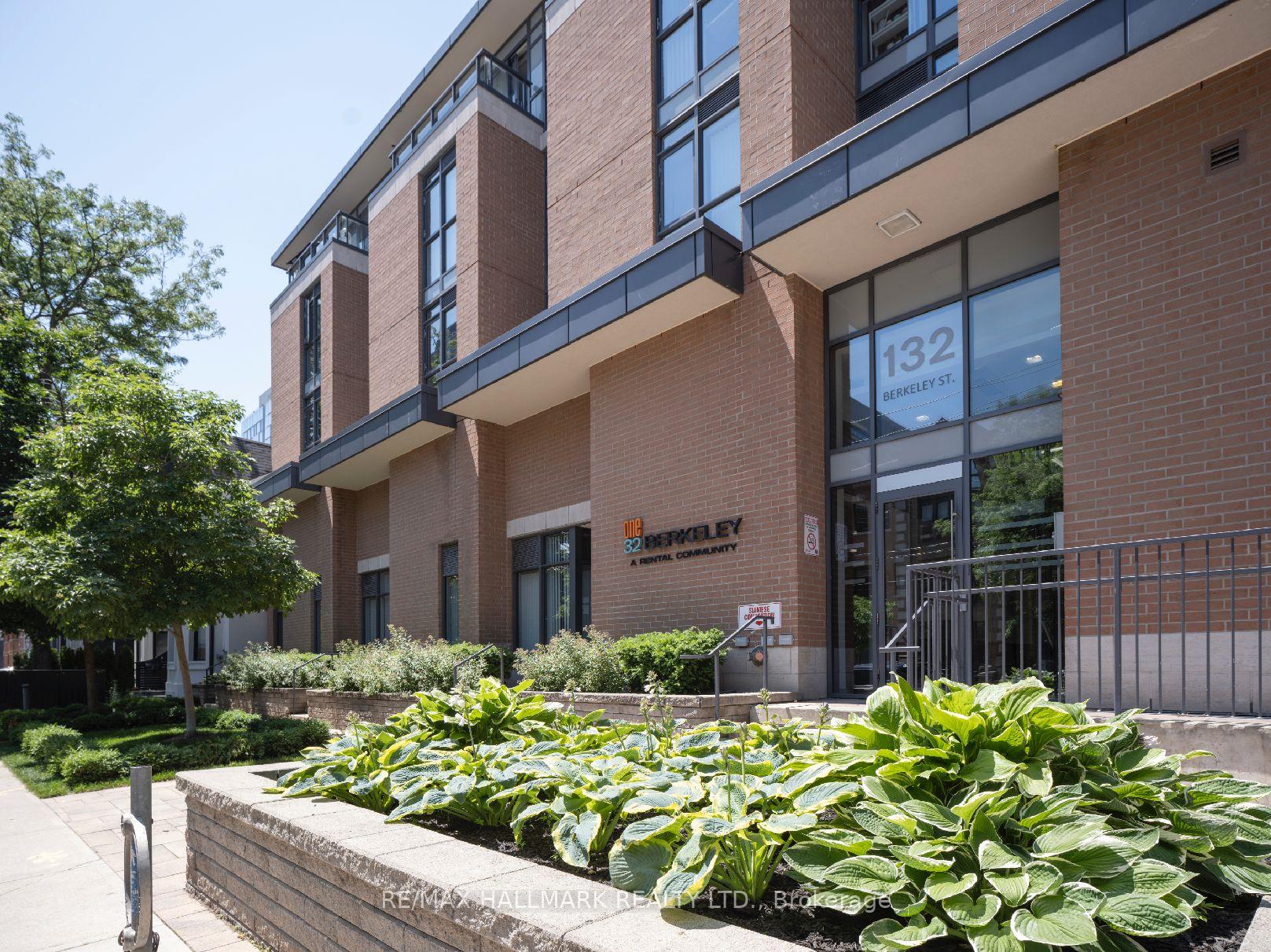 810 - 132 Berkeley Street, Toronto, ON M5A 0H6