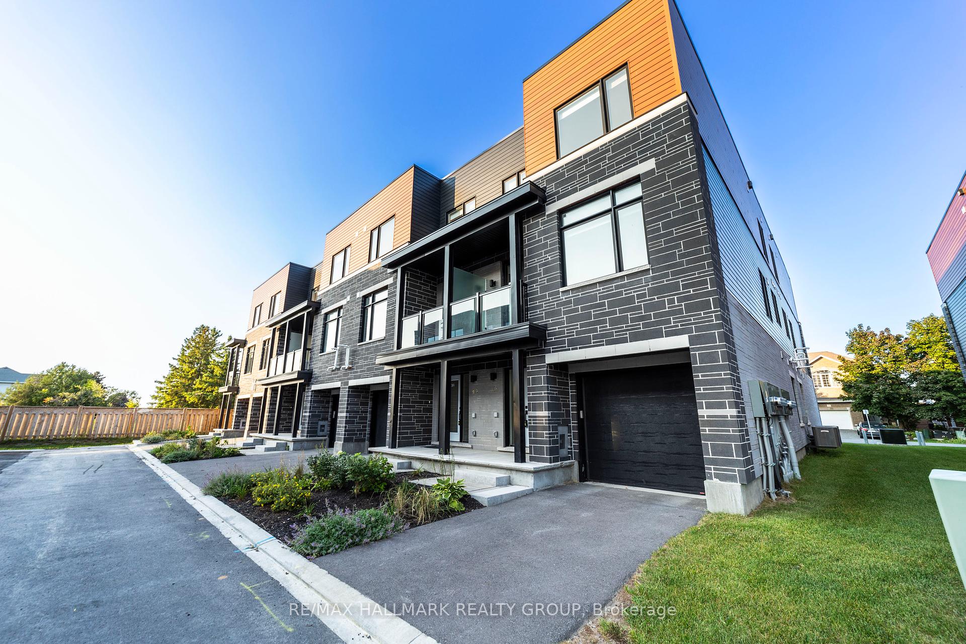 810 STAR, Kanata, ON K2L 1W2