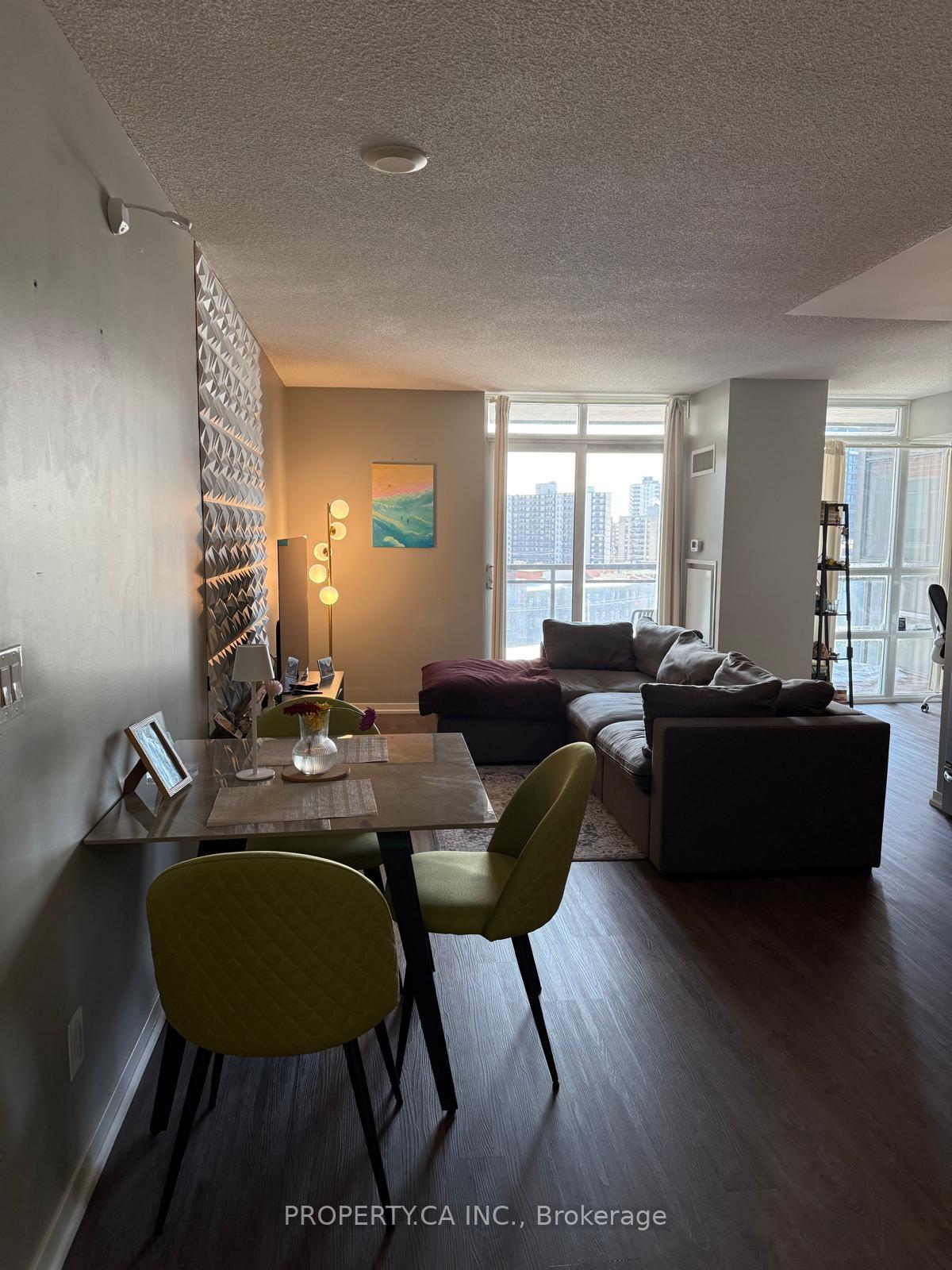 811 - 38 Joe Shuster Way, Toronto, ON M6K 0A5