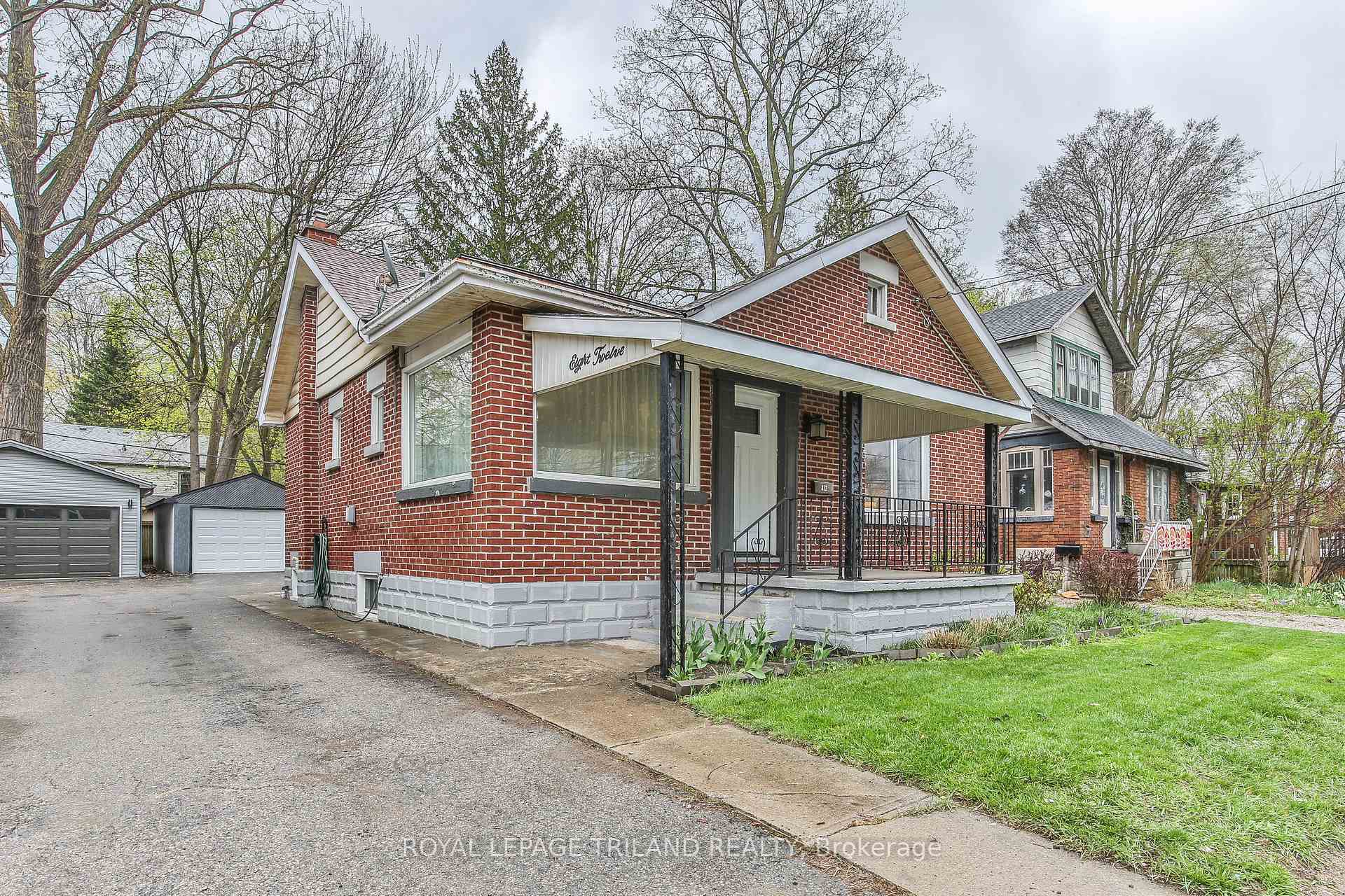 812 ADELAIDE Street N, London East, ON N5Y 2L9