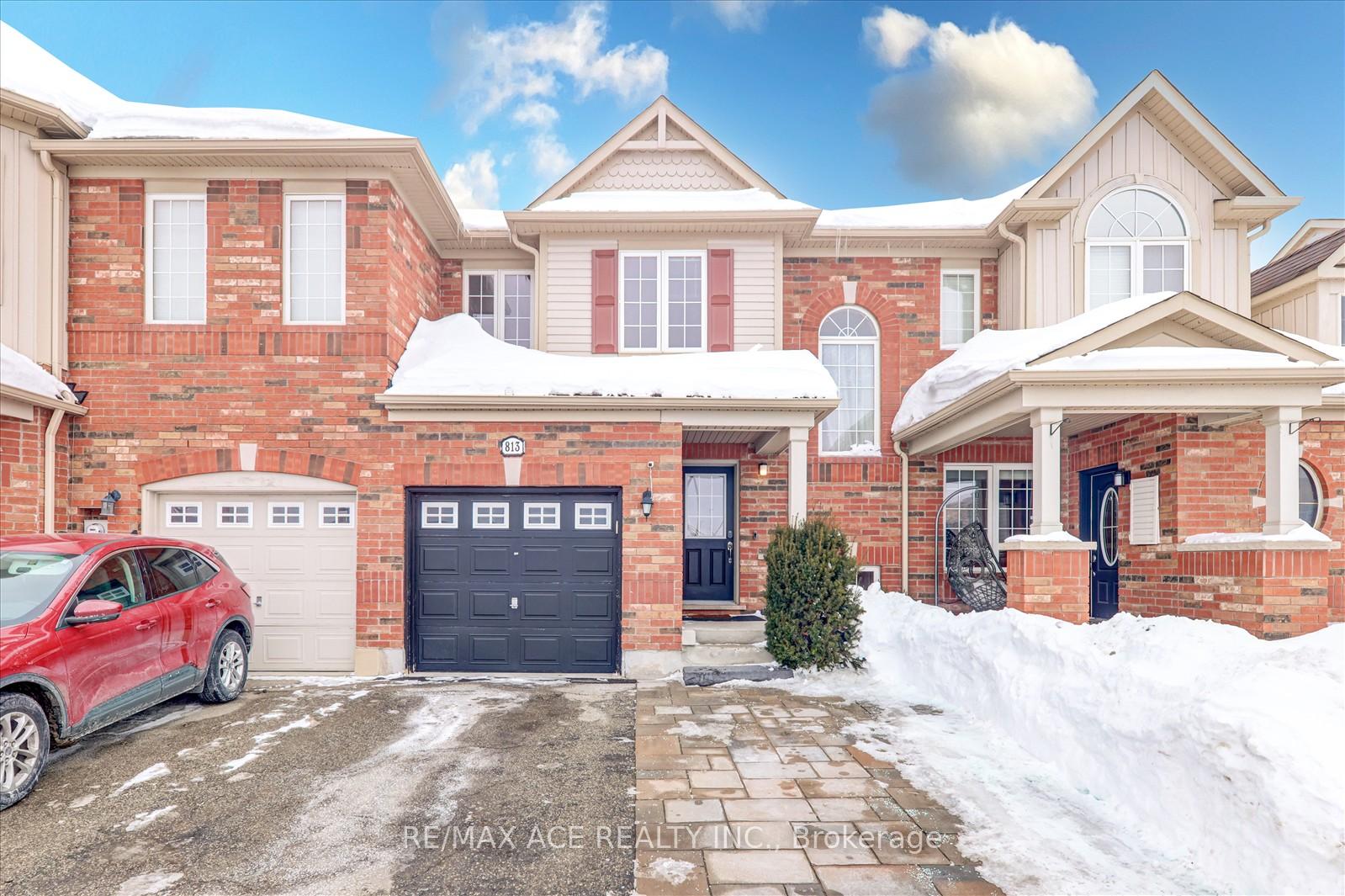 813 Scott Boulevard, Milton, ON L9T 2C9