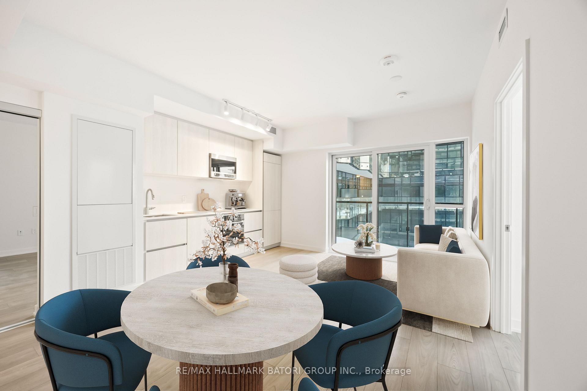 815S - 110 Broadway Avenue, Toronto, ON M4P 1V7