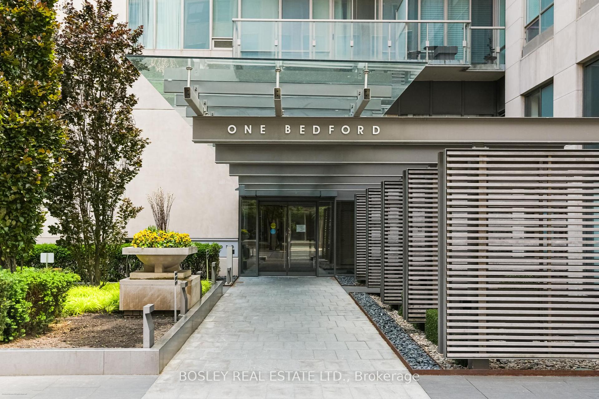 817 - 1 Bedford Road, Toronto, ON M5R 2B5