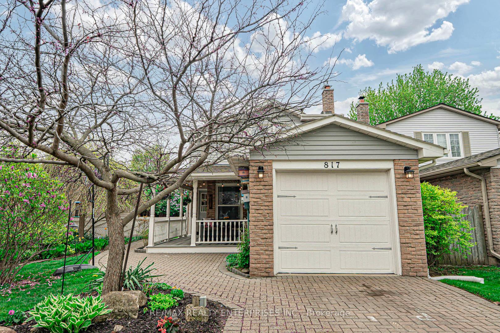 817 Merritt Drive, Milton, ON L9T 4J9