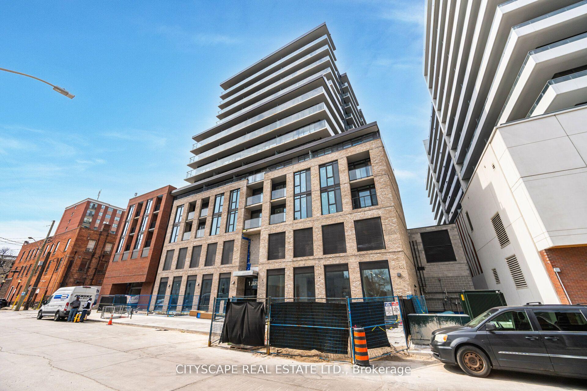 818 - 1 Jarvis Street, Hamilton, ON L8R 3J2