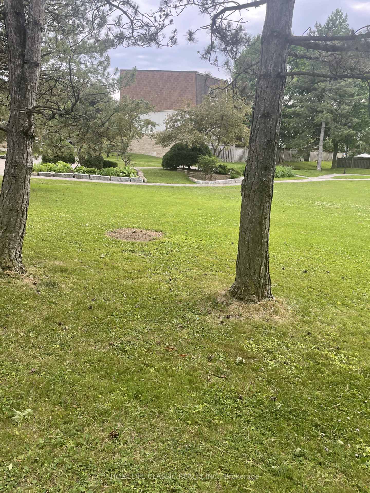 82 - 82 Henderson Drive, Aurora, ON L4G 3M3