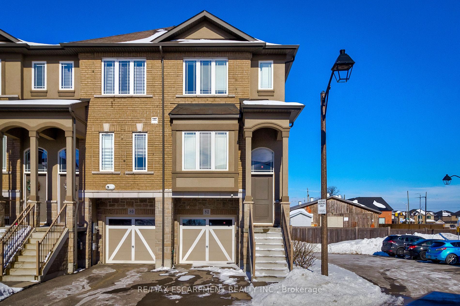 82 Bloom Crescent, Hamilton, ON L0R 1P0