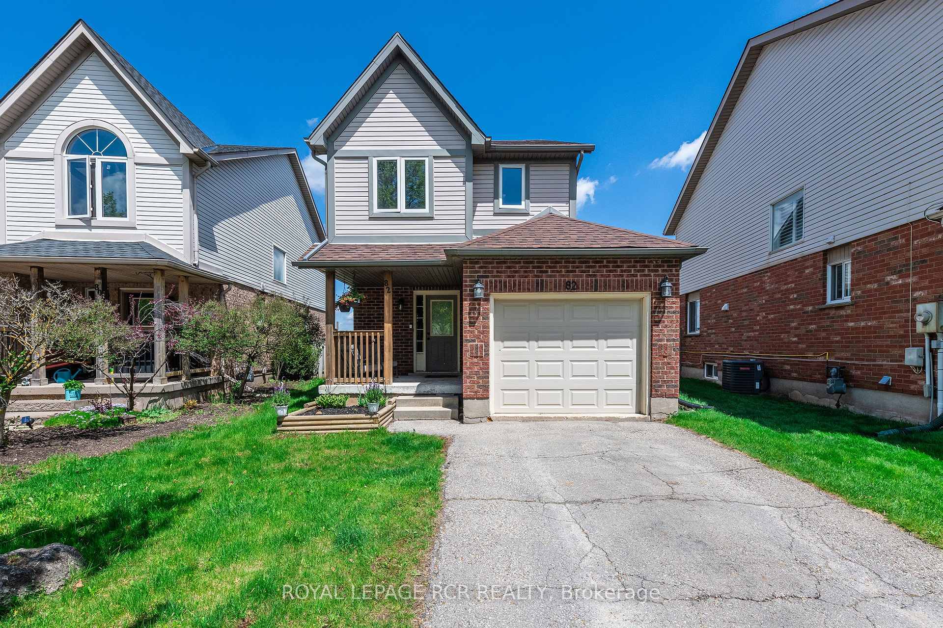 82 Colbourne Crescent, Orangeville, ON L9W 5A9
