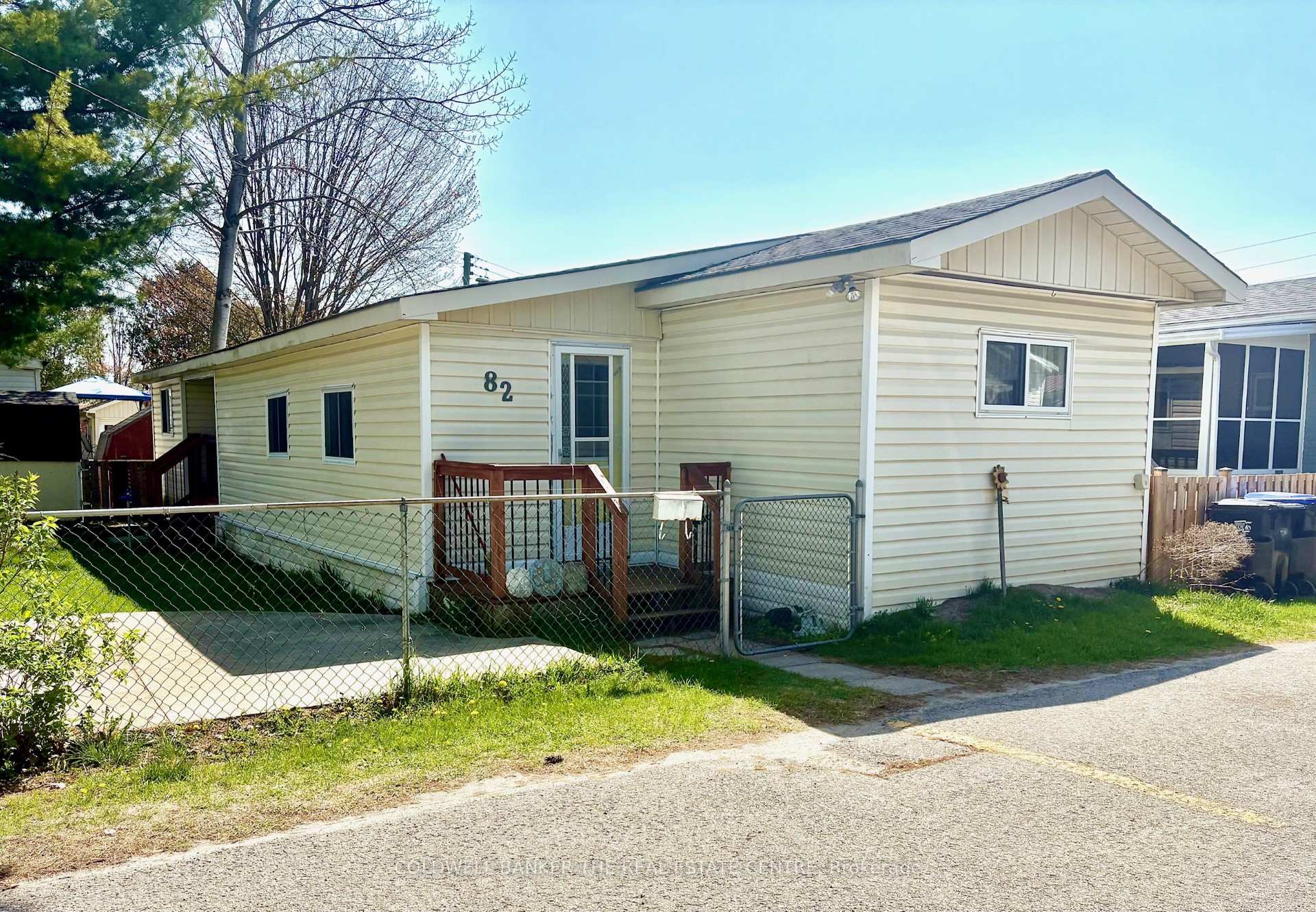 82 Seventh Street, Essa, ON L3W 0L4