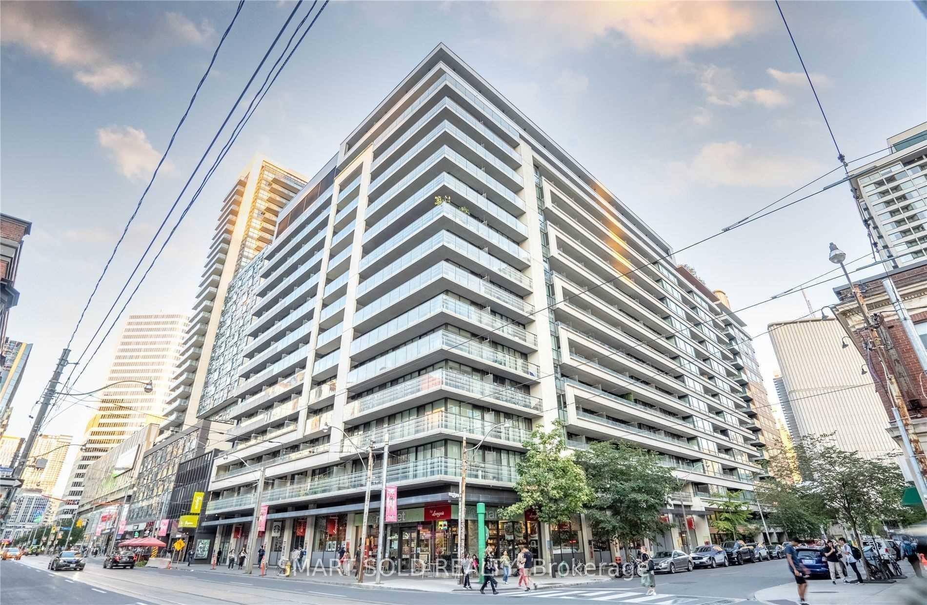 820 - 111 Elizabeth Street, Toronto, ON M5G 1P7