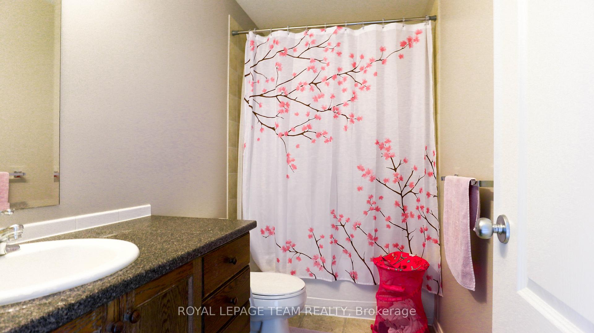 821 Clearbrook Drive, Barrhaven, ON K2J 0B3