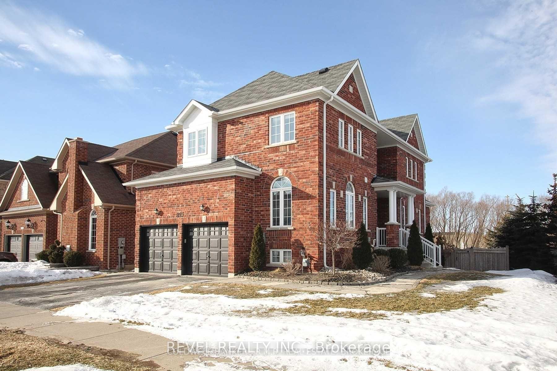 825 Black Cherry Drive, Oshawa, ON L1K 0P5