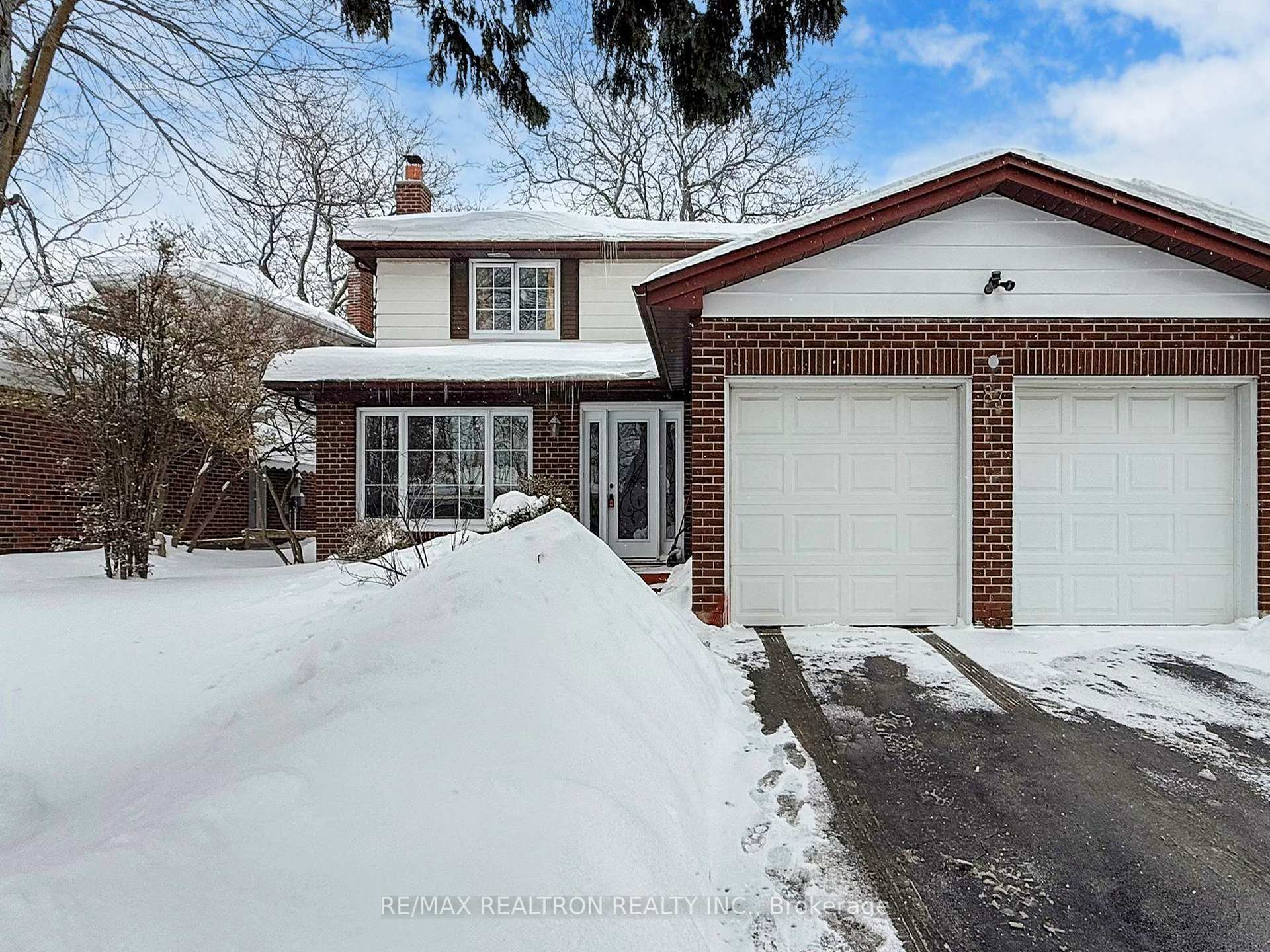 83 Corinthian Boulevard, Toronto, ON M1W 1B7