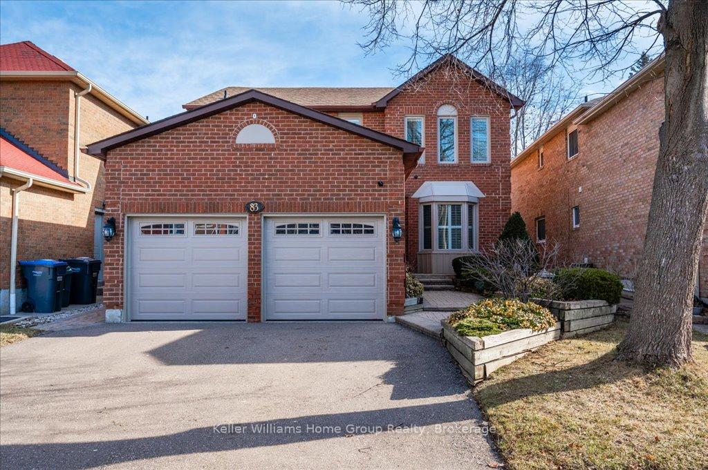 83 Lord Simcoe Drive, Brampton, ON L6S 5H1