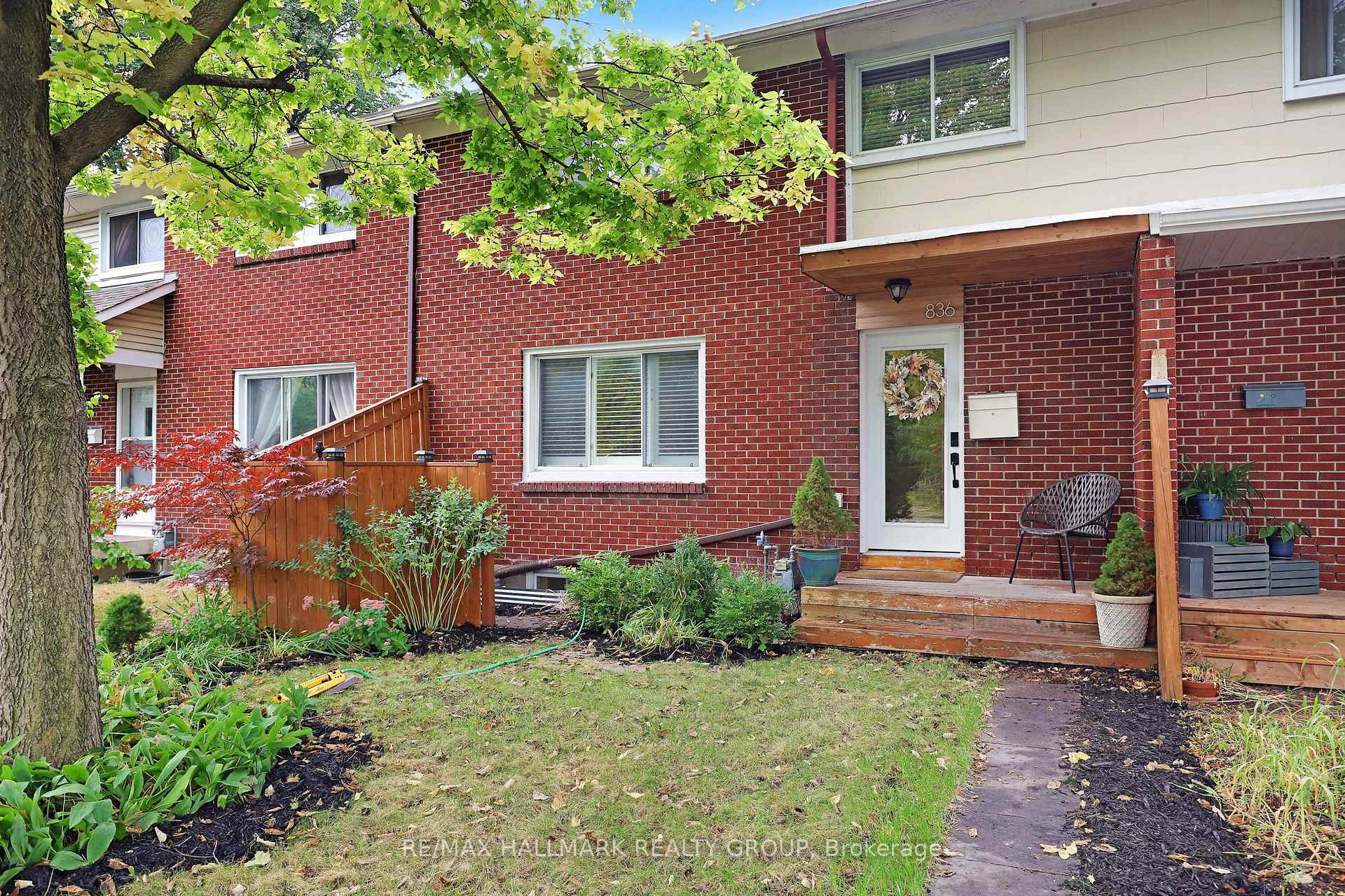 836 Borthwick Avenue, Overbrook - Castleheights and Area, ON K1K 2M8