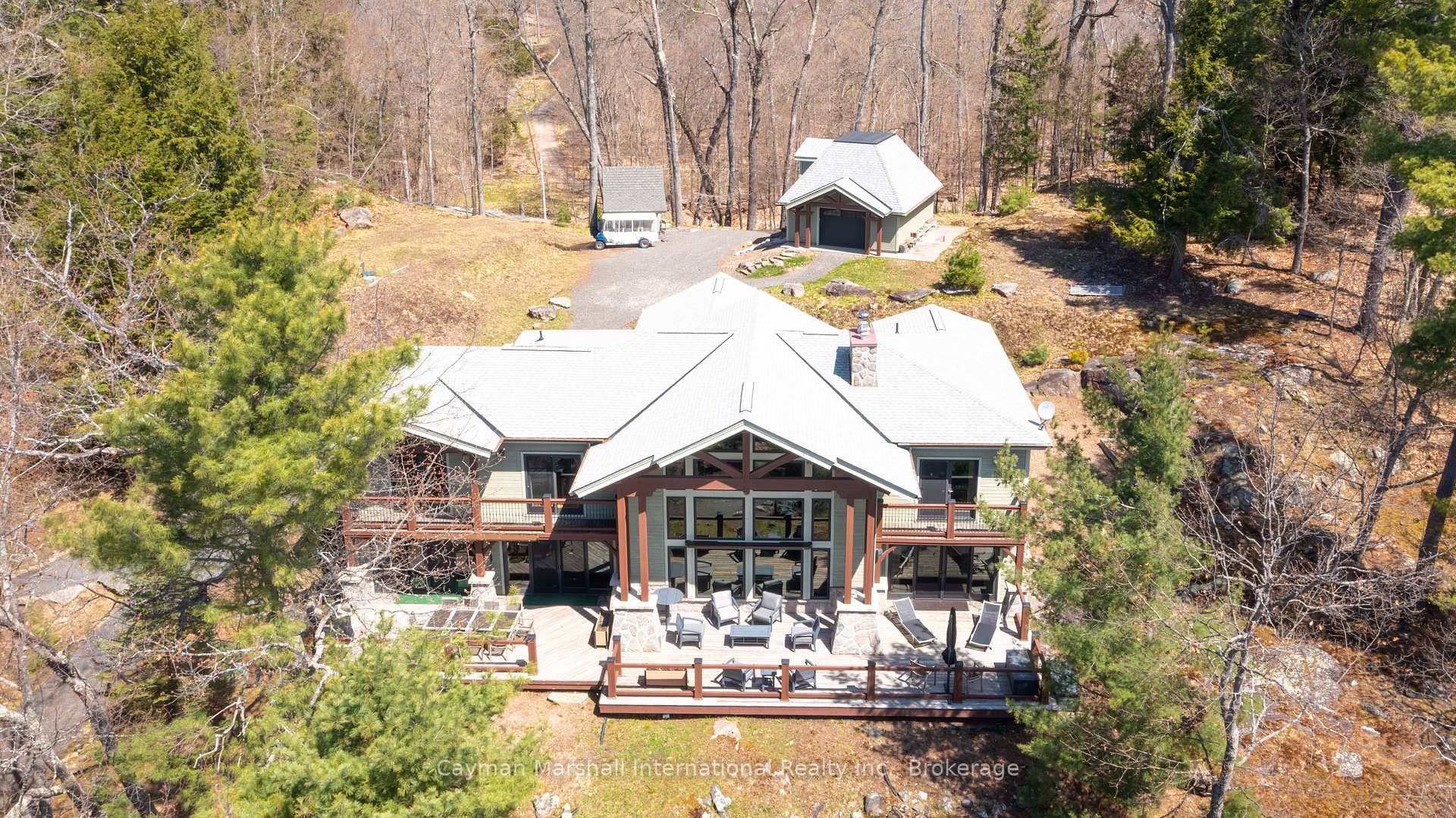 84 BIGWIN ISLAND, Lake of Bays, ON P0B 1A0