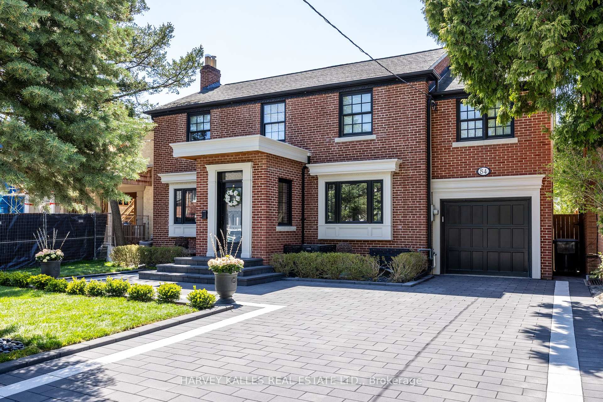 84 Kimbark Boulevard, Toronto, ON M5N 2Y1