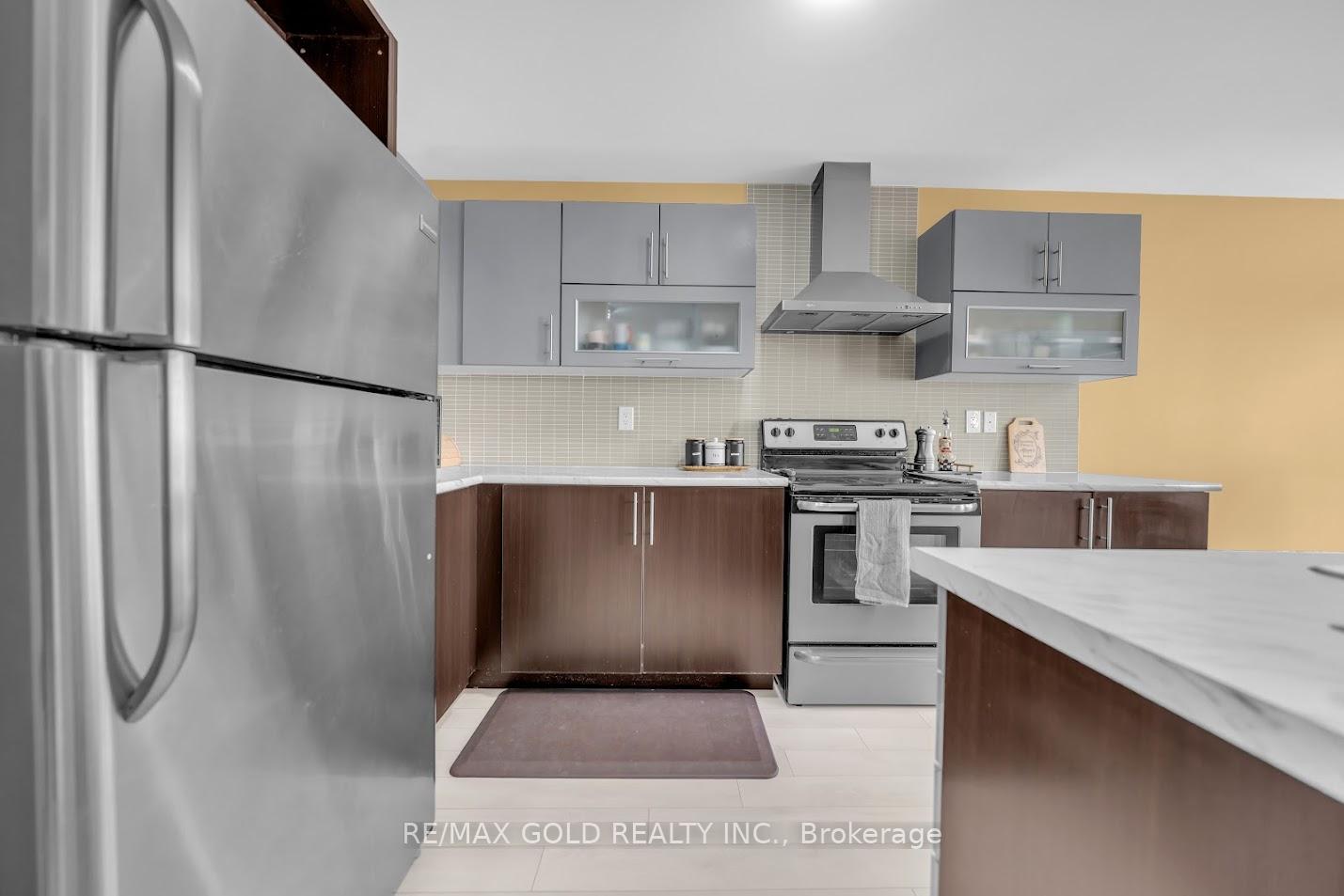 8436 Sweet Chestnut Drive, Niagara Falls, ON L2H 0N2