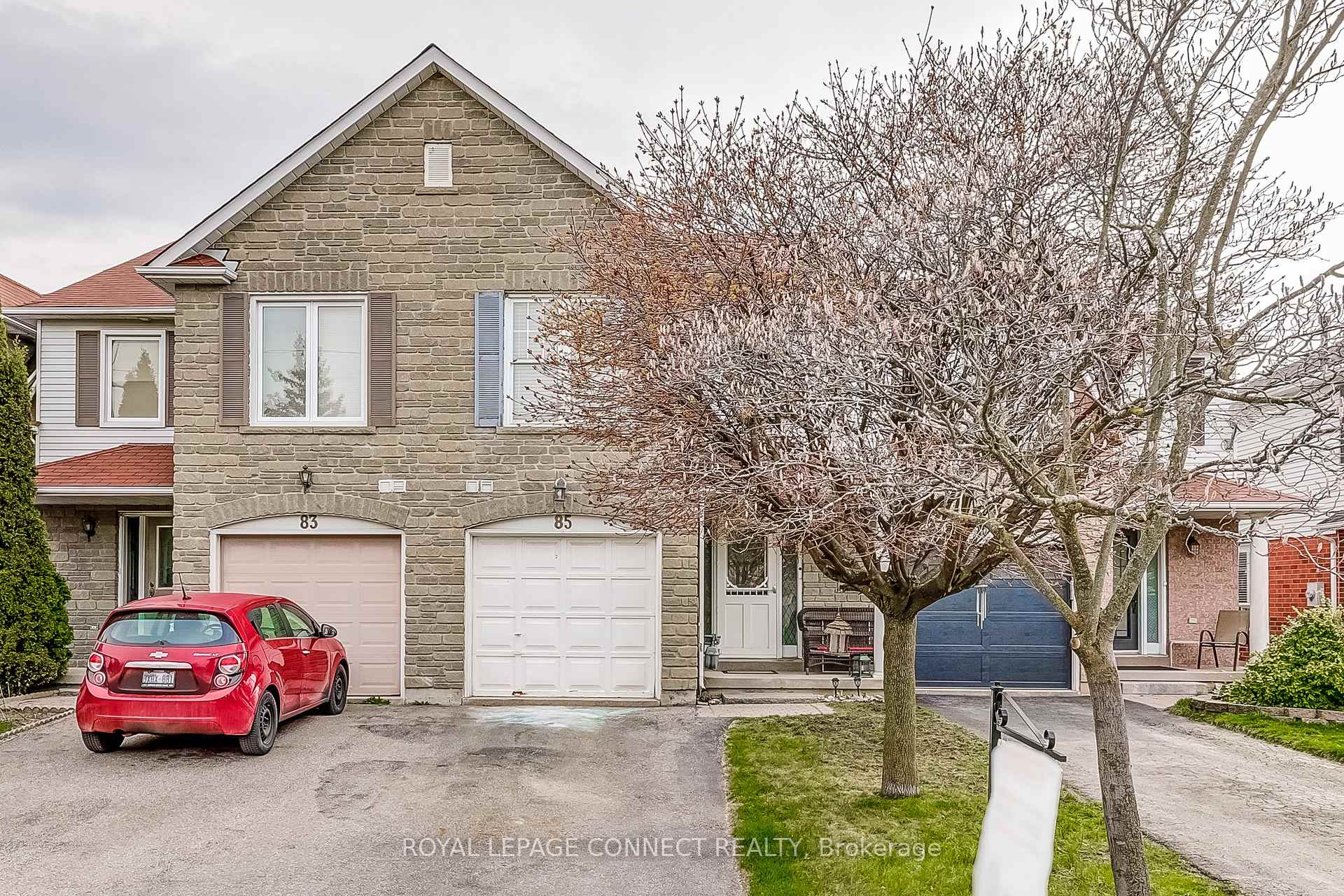85 Brownstone Crescent, Clarington, ON L1E 2Y2