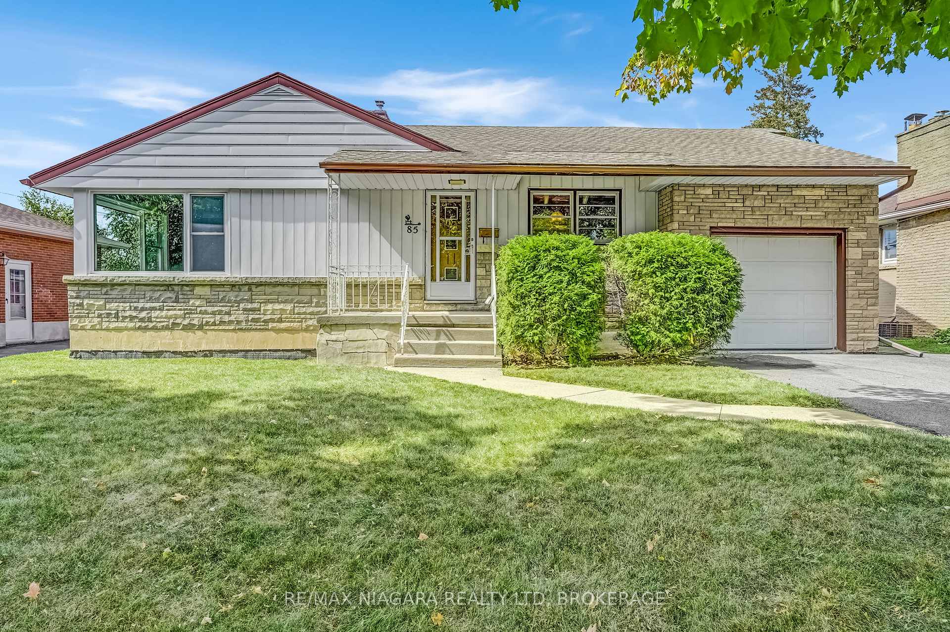 85 Diffin Drive, Welland, ON L3C 2K2