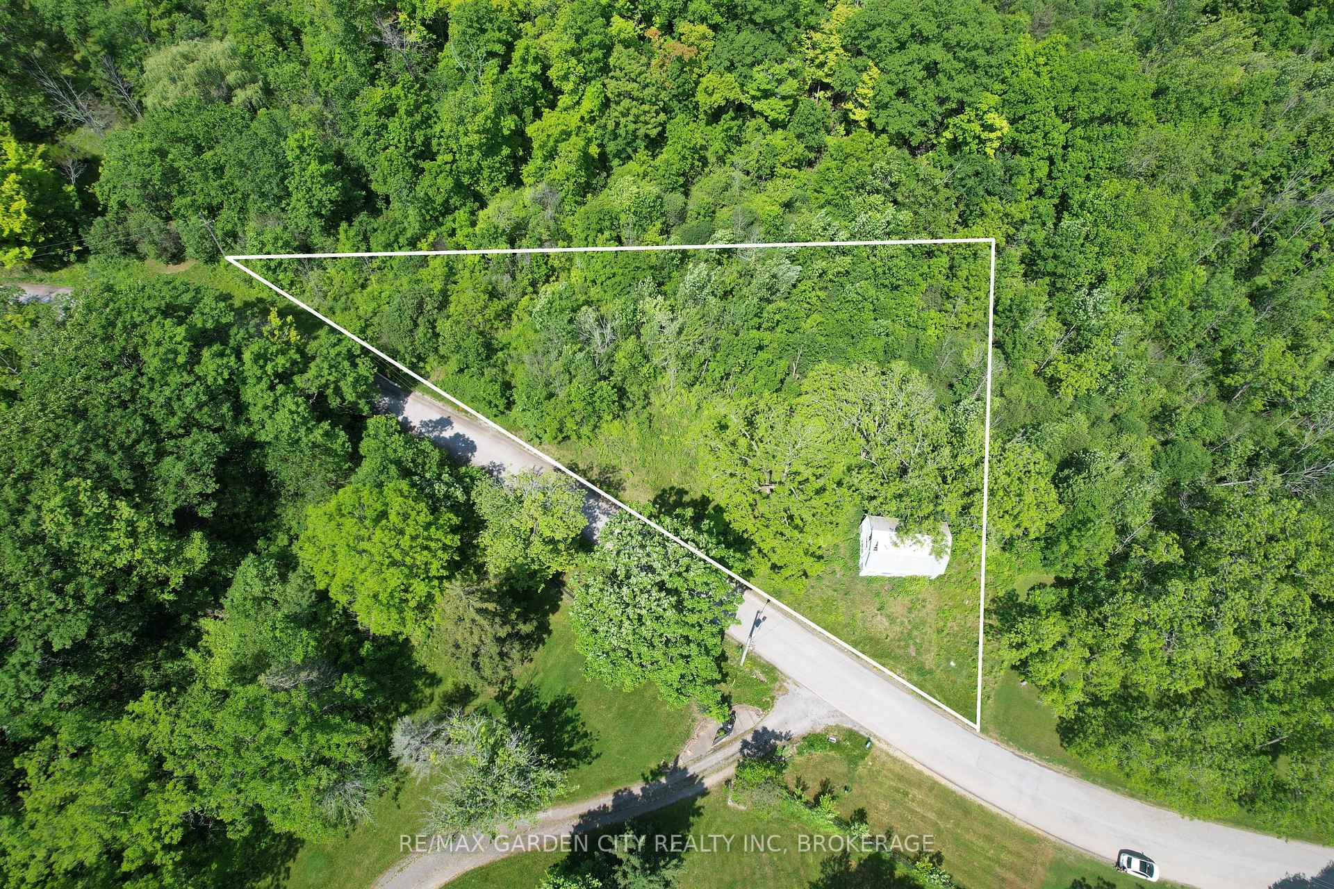 85 Pearson Road, Welland, ON L3B 5N4