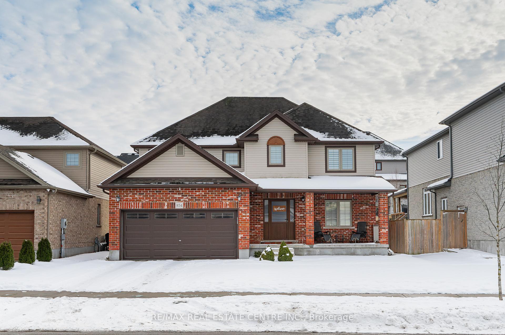 854 Springbank Avenue N, Woodstock, ON N4T 1T5