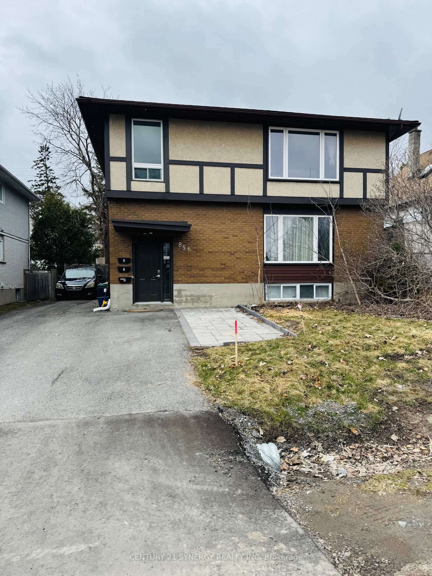 856 Connaught Avenue, Britannia Heights - Queensway Terrace N and Area ...