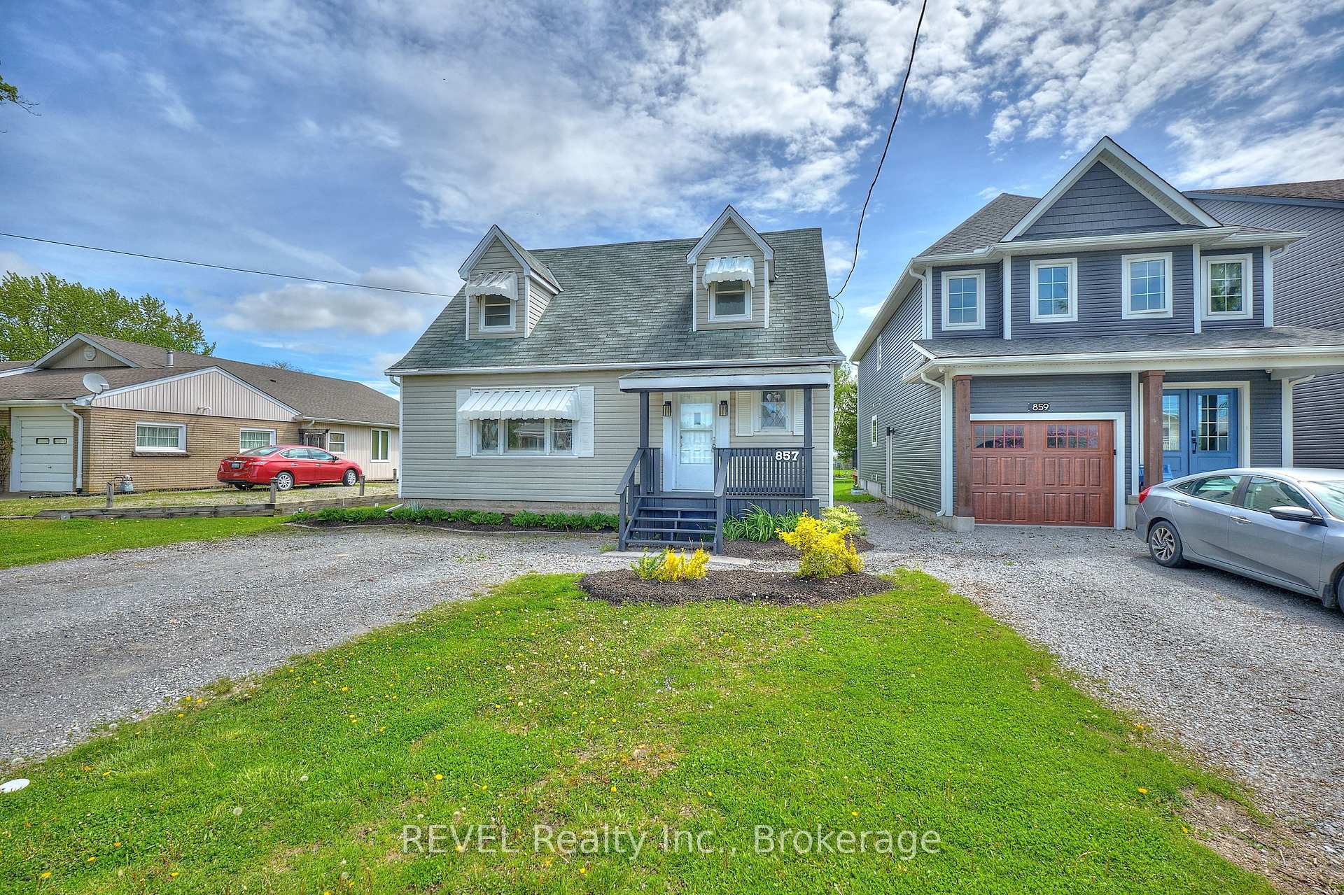 857 Southworth Street S, Welland, ON L3B 2A2