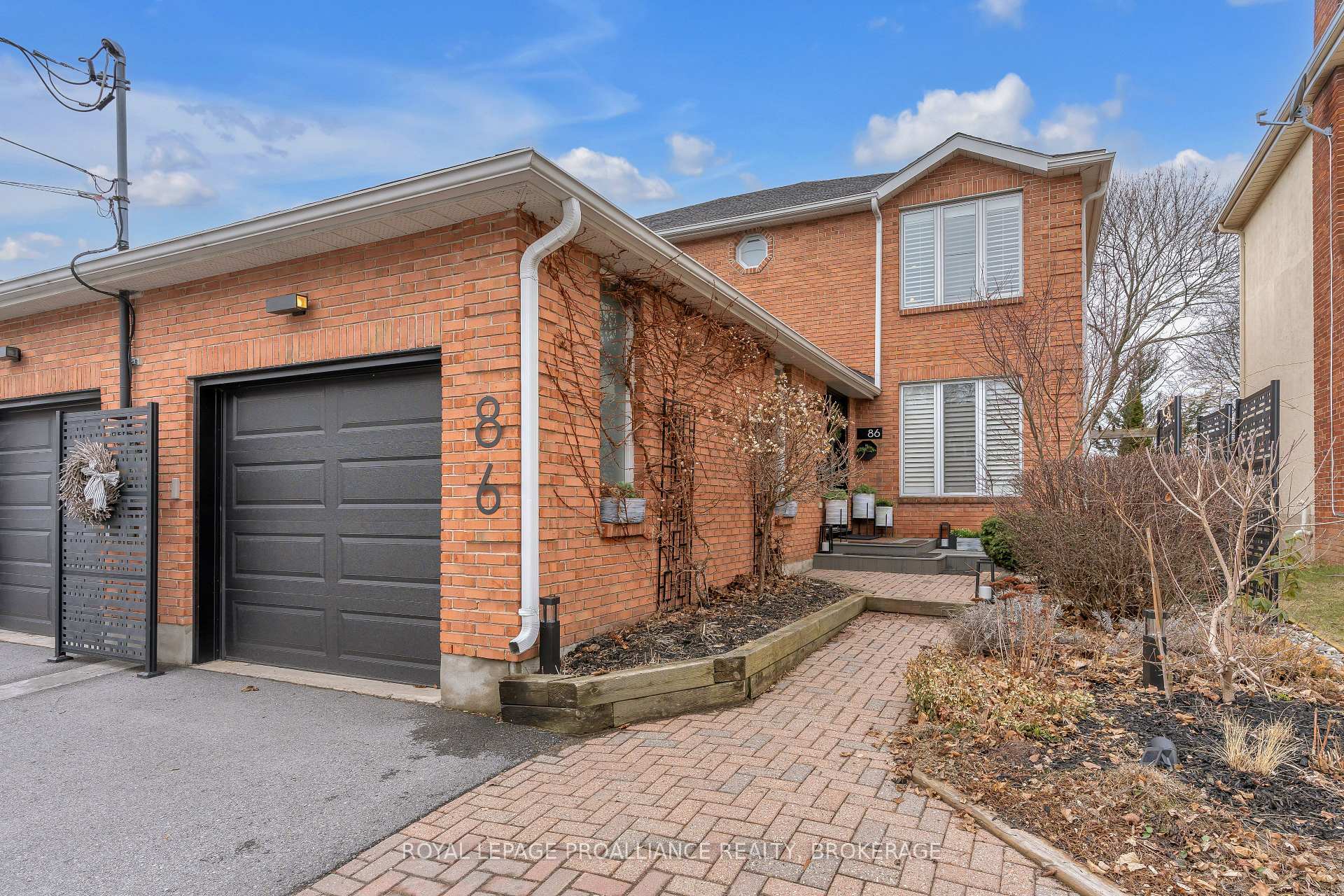 86 Centre Street, Kingston, ON K7L 4E6