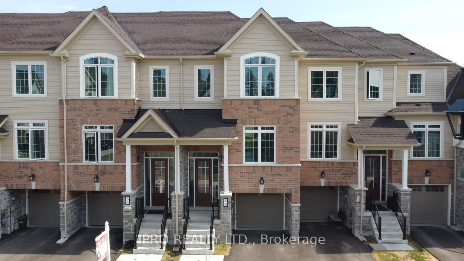 86 Lyall Stokes Circle, East Gwillimbury, ON L0G 1M0