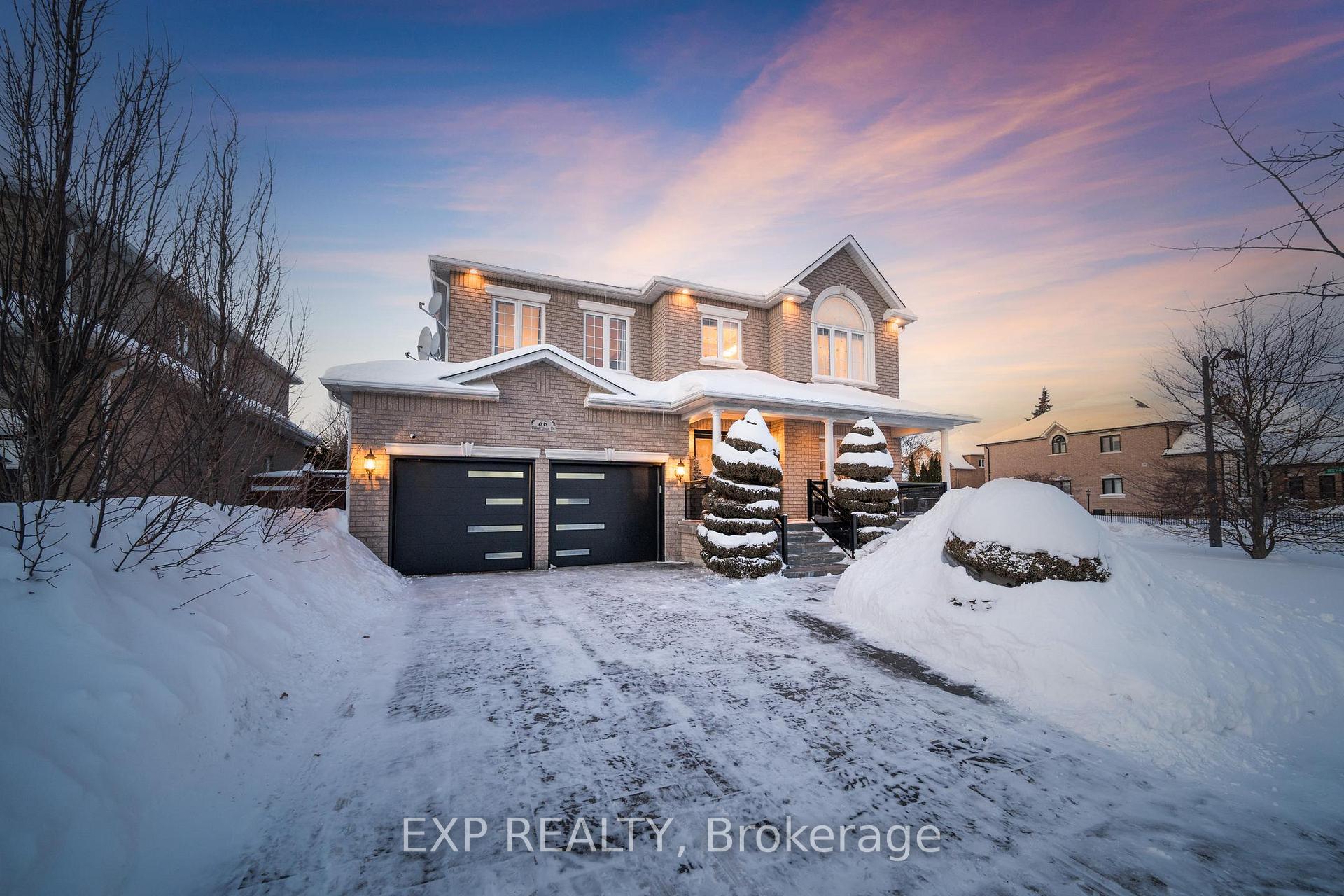 86 Village Green Drive, Vaughan, ON L4L 8W6