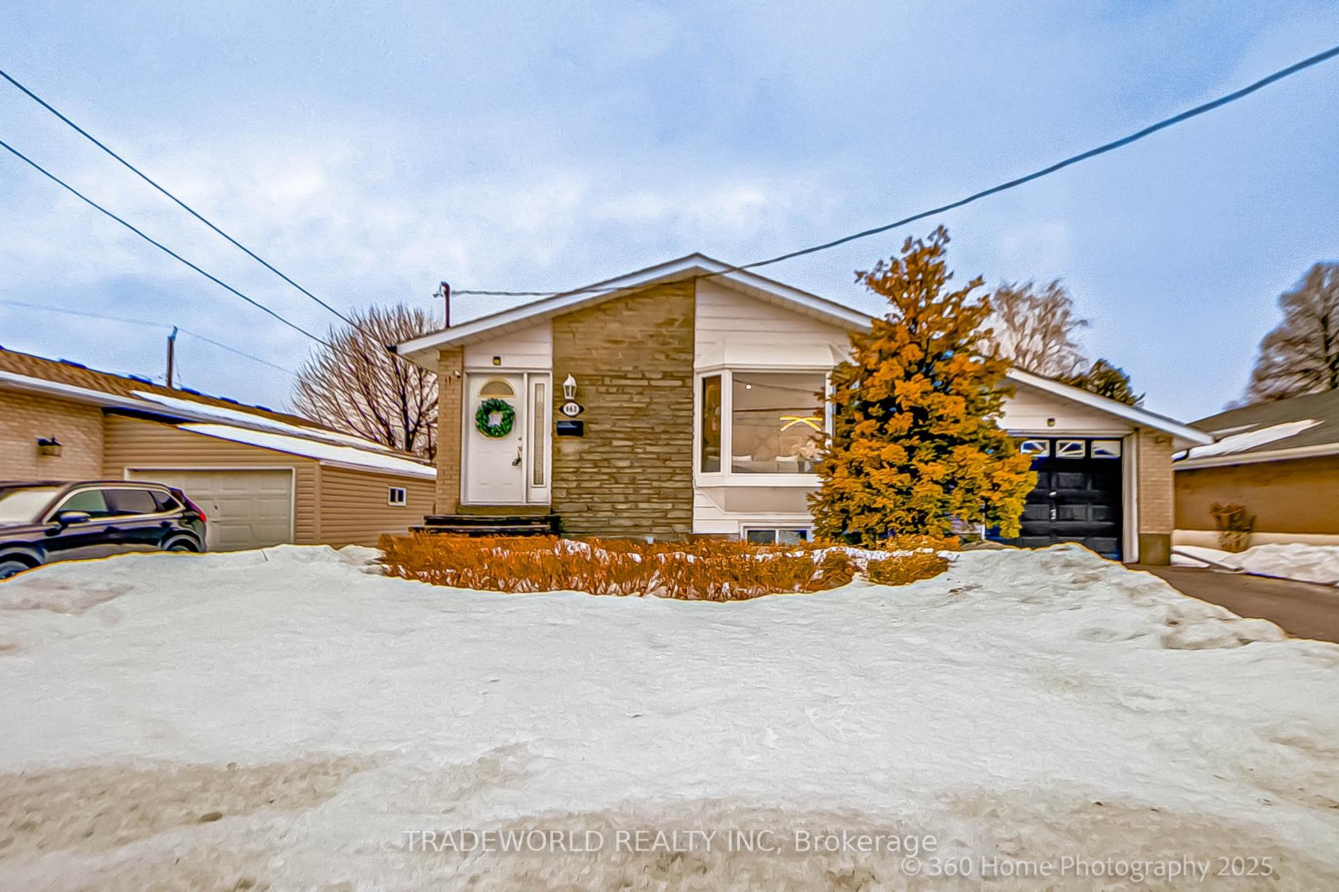 862 West Shore Boulevard, Pickering, ON L1W 2V7