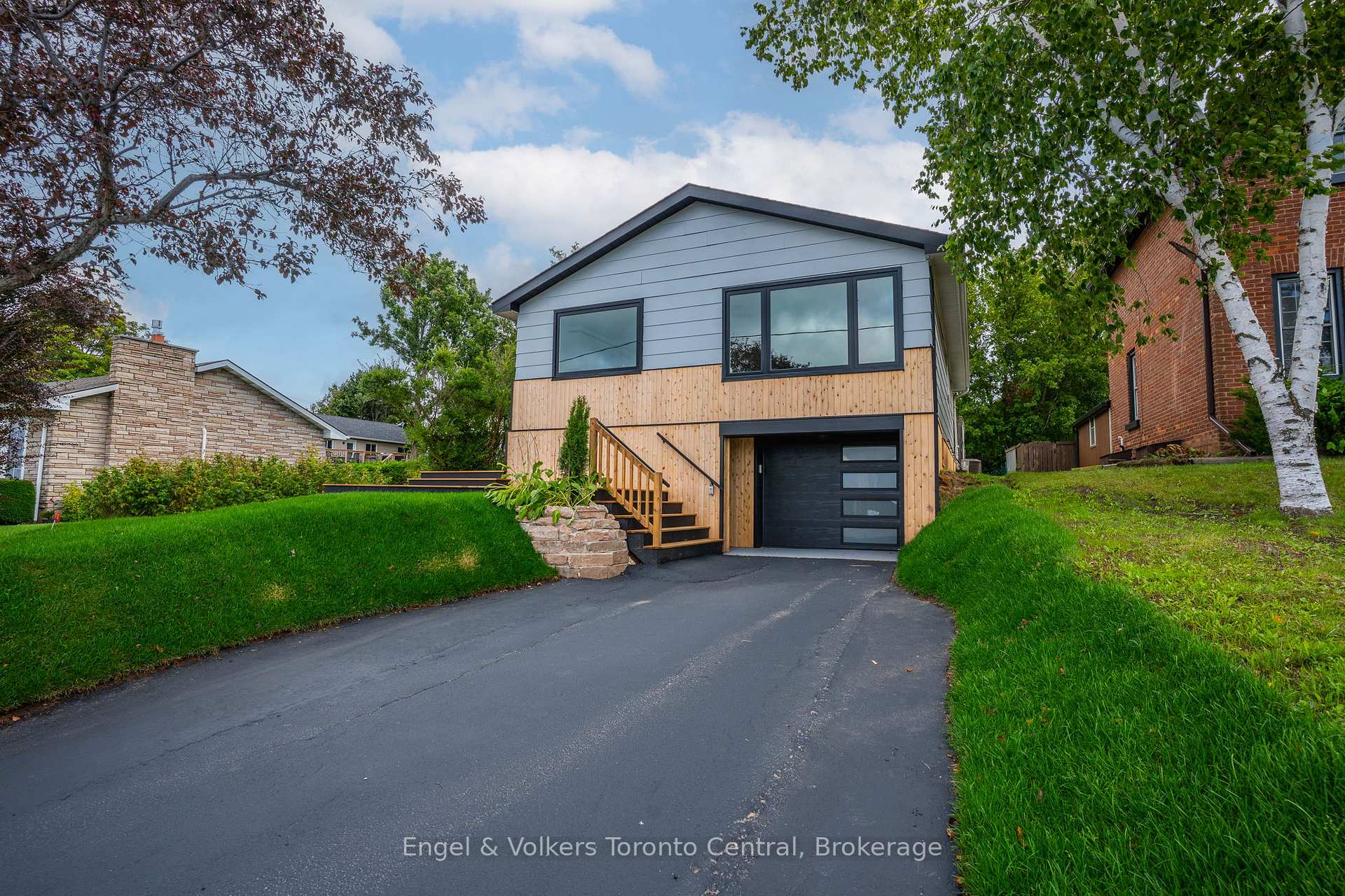 Owen Sound Real Estate MLS® Listings & Houses For Sale